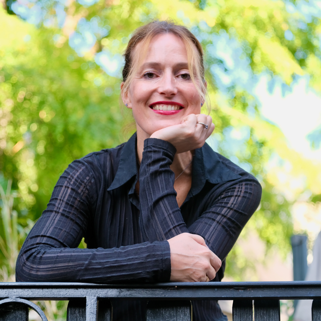 A propos - Bleu Minuit